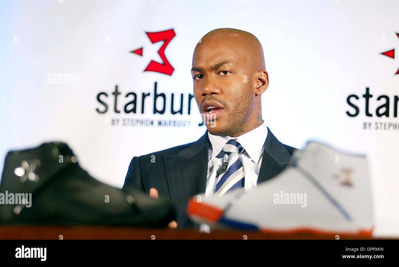 Aug. 16, 2006 - K49308LCV.NBA star Stephon Marbury launches the ...