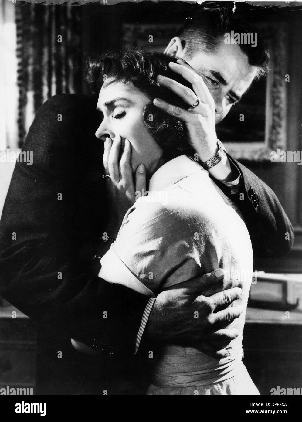 Aug. 31, 2006 - .GLENNFORDRETRO.GLENN FORD AND DONNA REED IN ''RANSOM ...