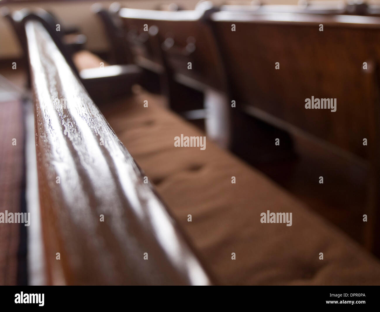 Jewish synagogue pews seats hi-res stock photography and images - Alamy