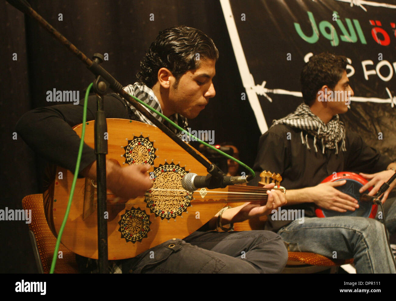 Gaza siege hi-res stock photography and images - Alamy