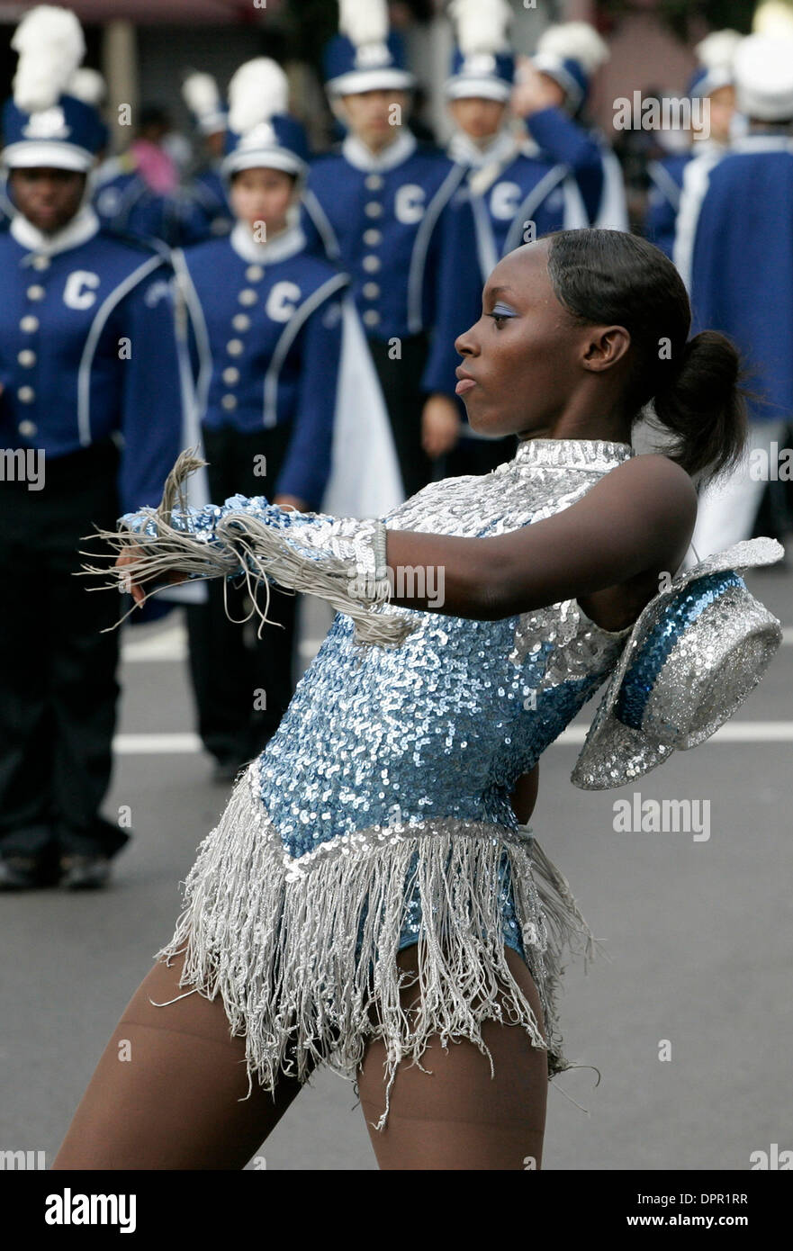 Jan 19, 2009 - Los Angeles, California, USA - Parade attendees and ...