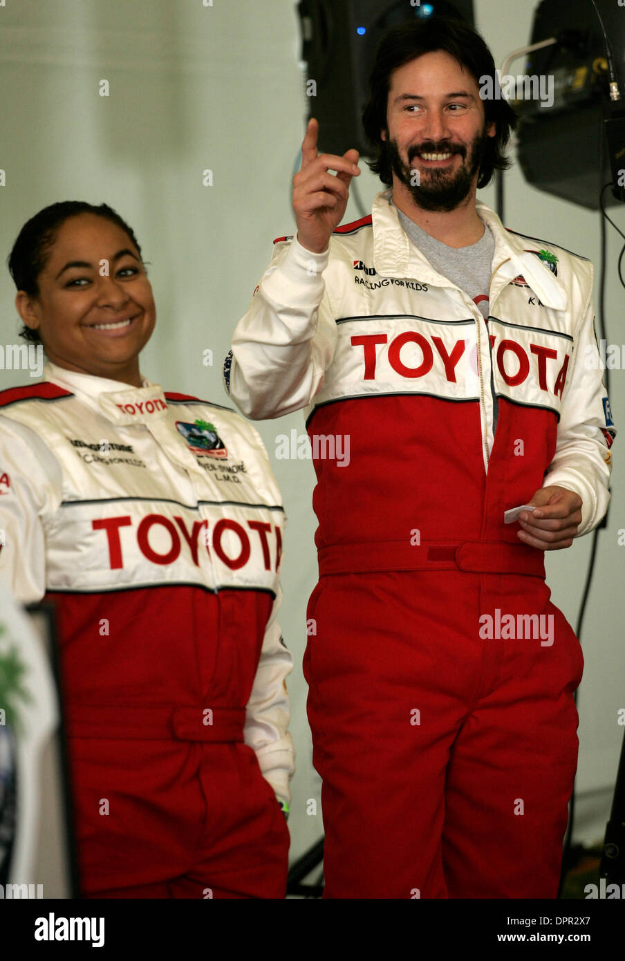 Apr 07, 2009 - Long Beach, California, USA - RAVEN-SYMONE and KEANU ...