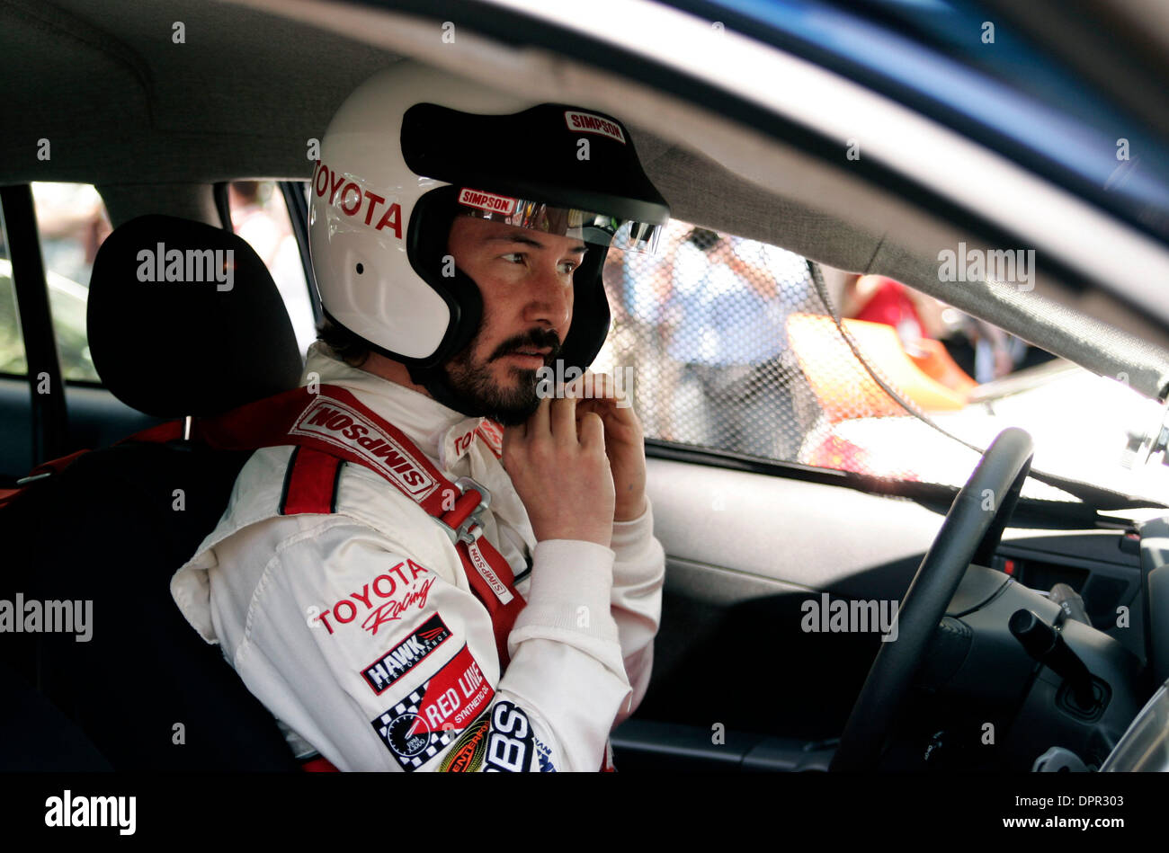 Apr 17, 2009 - Long Beach, California, USA - KEANU REEVES checks his ...