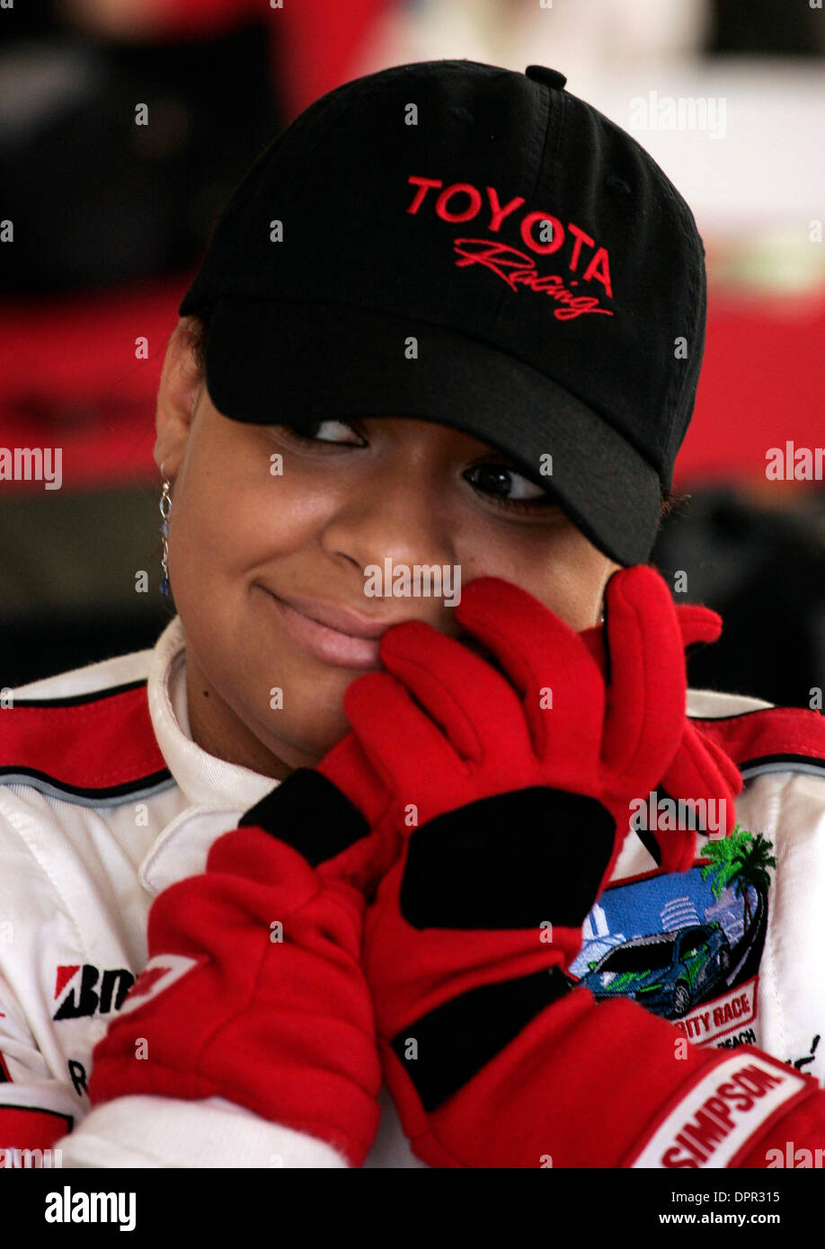 Raven symone during hi-res stock photography and images - Alamy