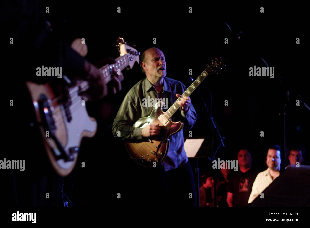 Apr 05, 2009 - New York, New York, USA - JOHN SCOFIELD on guitar, JON ...