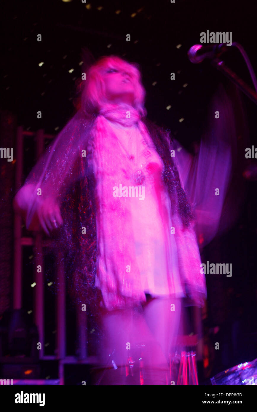 Apr 05, 2009 - New York, New York, USA - Golden Filter performing at ...