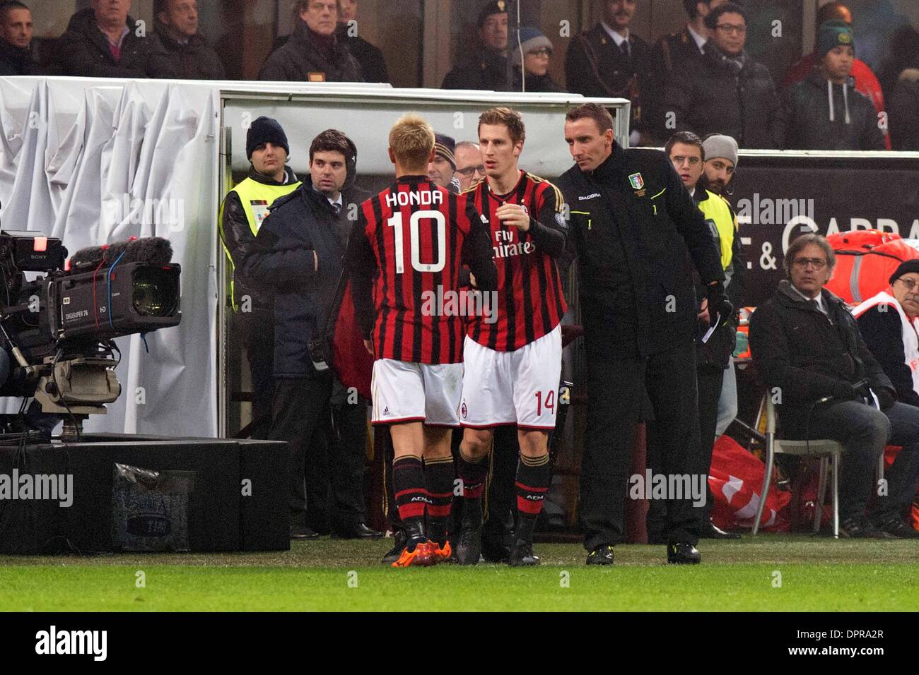 (L-R) Keisuke Honda, Valter Birsa (Milan), JANUARY 15, 2014 - Football ...