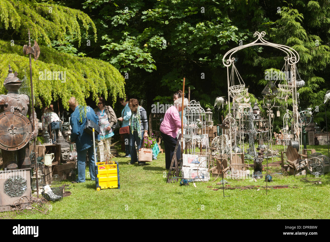 Hellens gardens hi-res stock photography and images - Alamy
