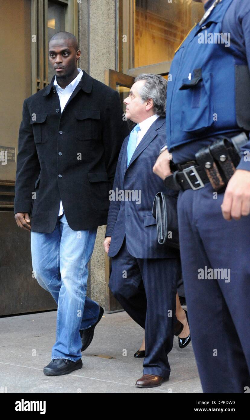 New york giants plaxico burress hi-res stock photography and images - Alamy