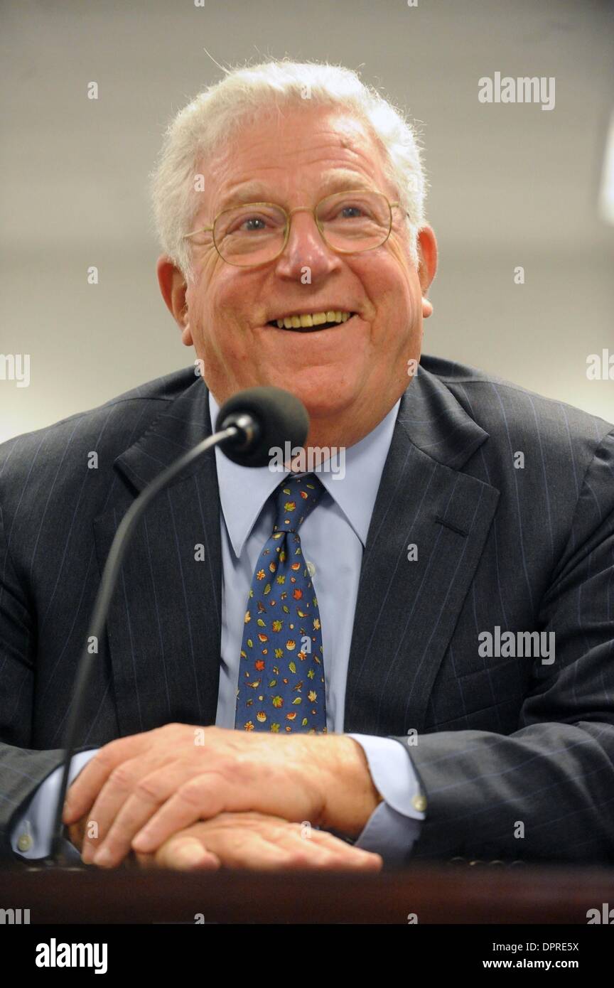 Dec 10, 2008 - Manhattan, New York, USA - RICHARD RAVITCH, Chairman ...