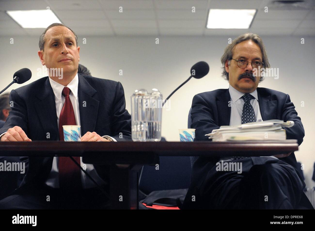 Richard sander hi-res stock photography and images - Alamy