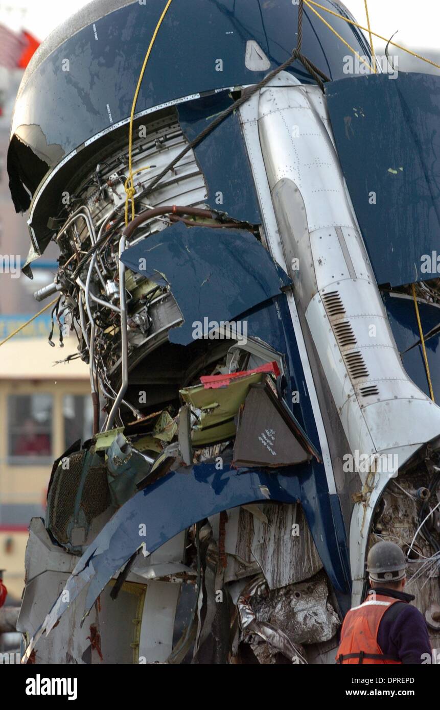 Jan 23, 2009 - Manhattan, New York, USA - As the US Army Corps Of ...