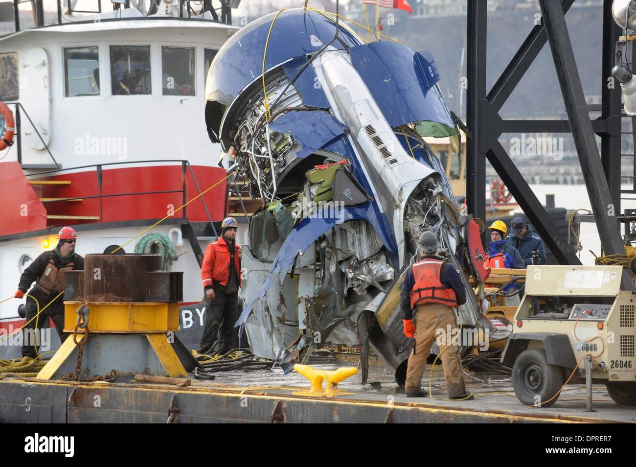 Jan 23, 2009 - Manhattan, New York, USA - As the US Army Corps Of ...