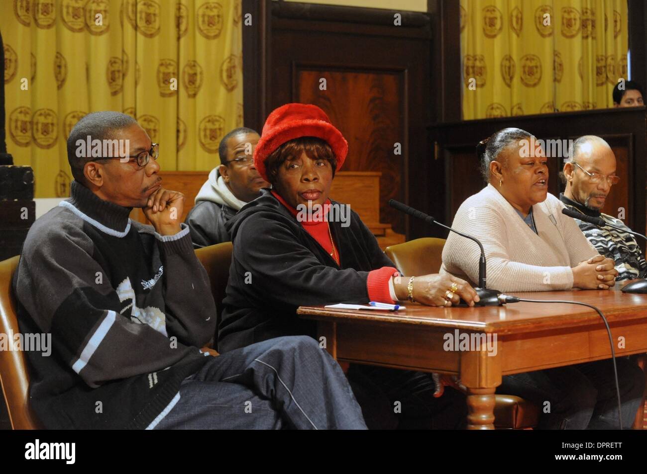 Jan 26, 2009 - Manhattan, New York, USA - From left: Unhappy customers ...