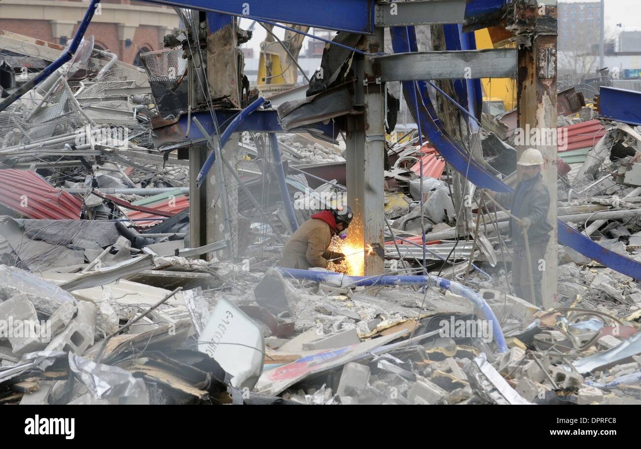 Ironworker hi-res stock photography and images - Alamy