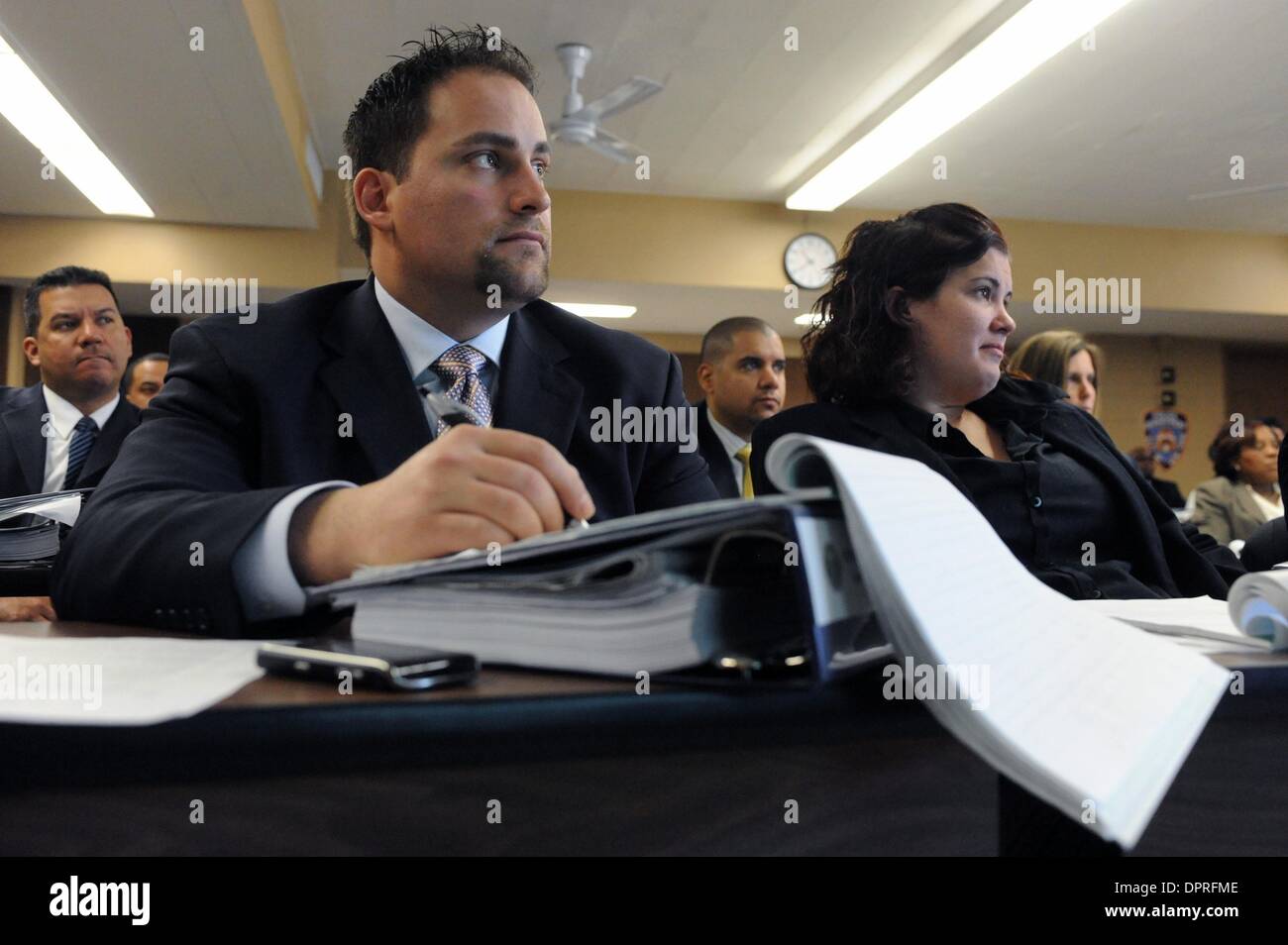 Mar 04, 2009 - Manhattan, New York, USA - Detectives listen to a ...