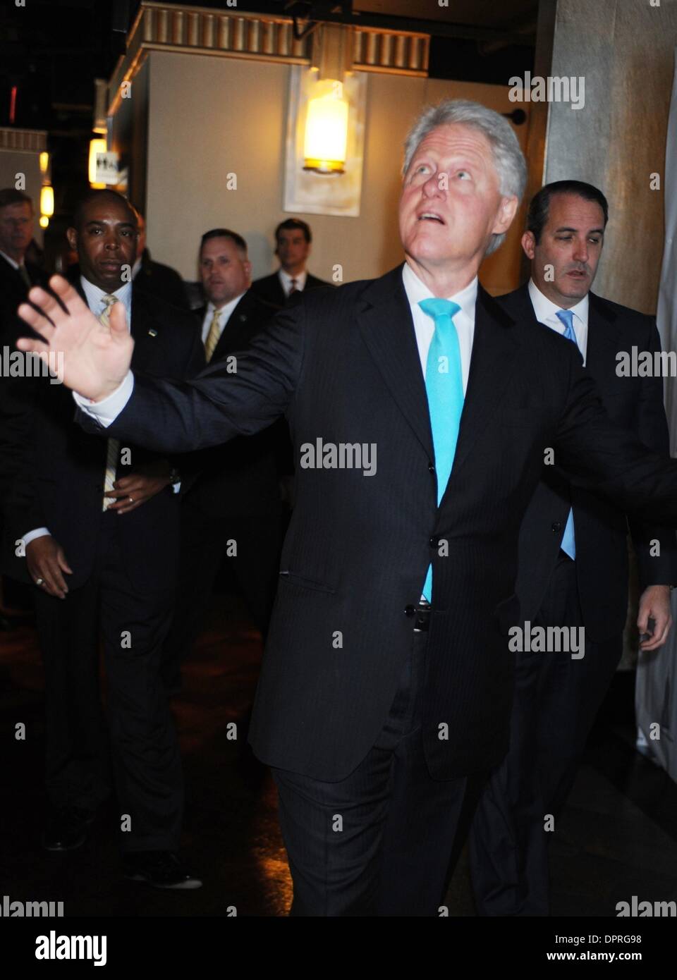 Apr 06, 2009 - Manhattan, New York, USA - President BILL CLINTON and ...