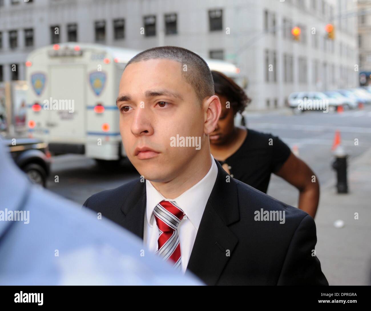 Apr 28, 2009 - Manhattan, New York, USA - NYPD Officer FRANKLIN MATA ...