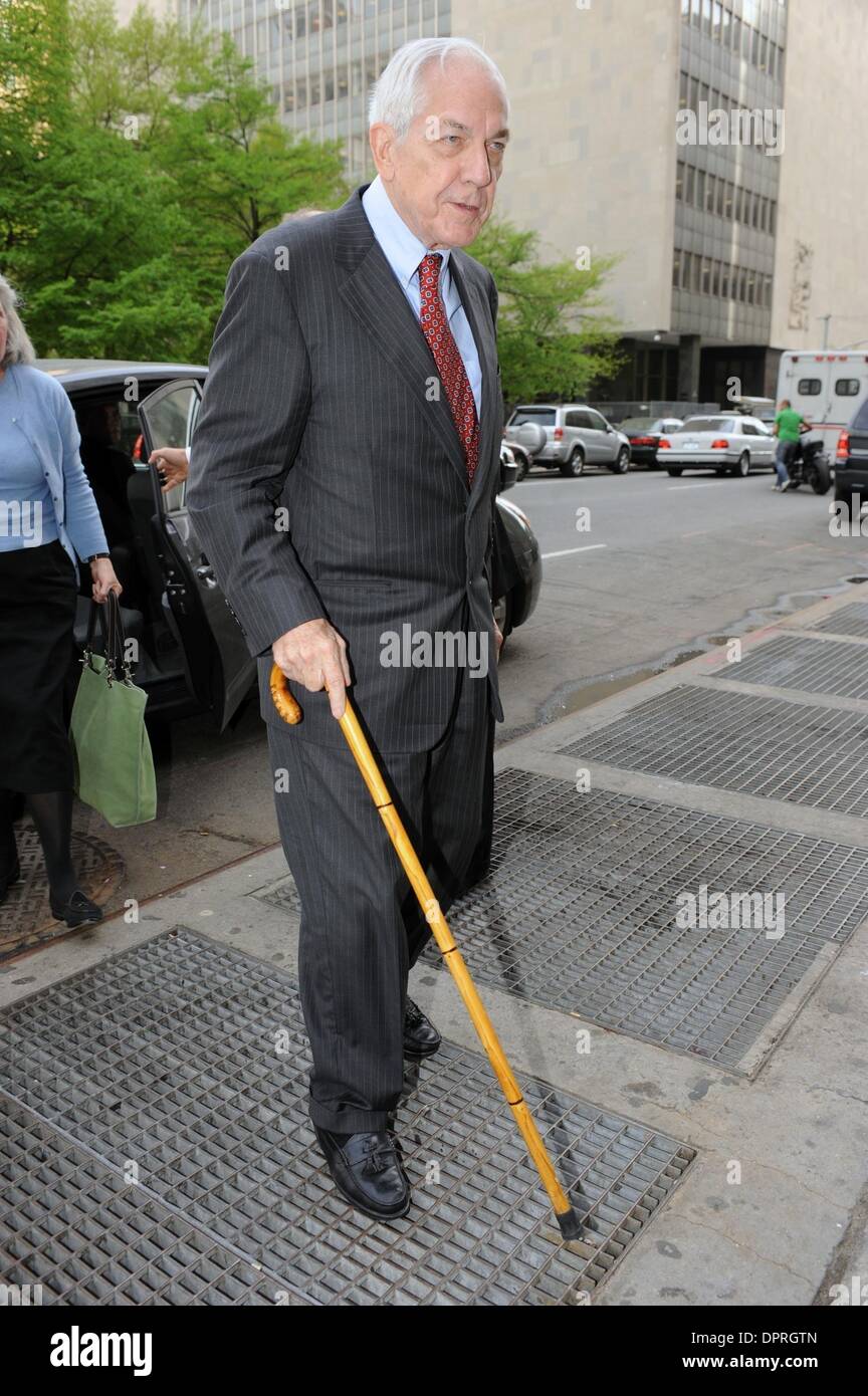 Apr 29, 2009 - Manhattan, New York, USA - ANTHONY MARSHALL arrives to ...