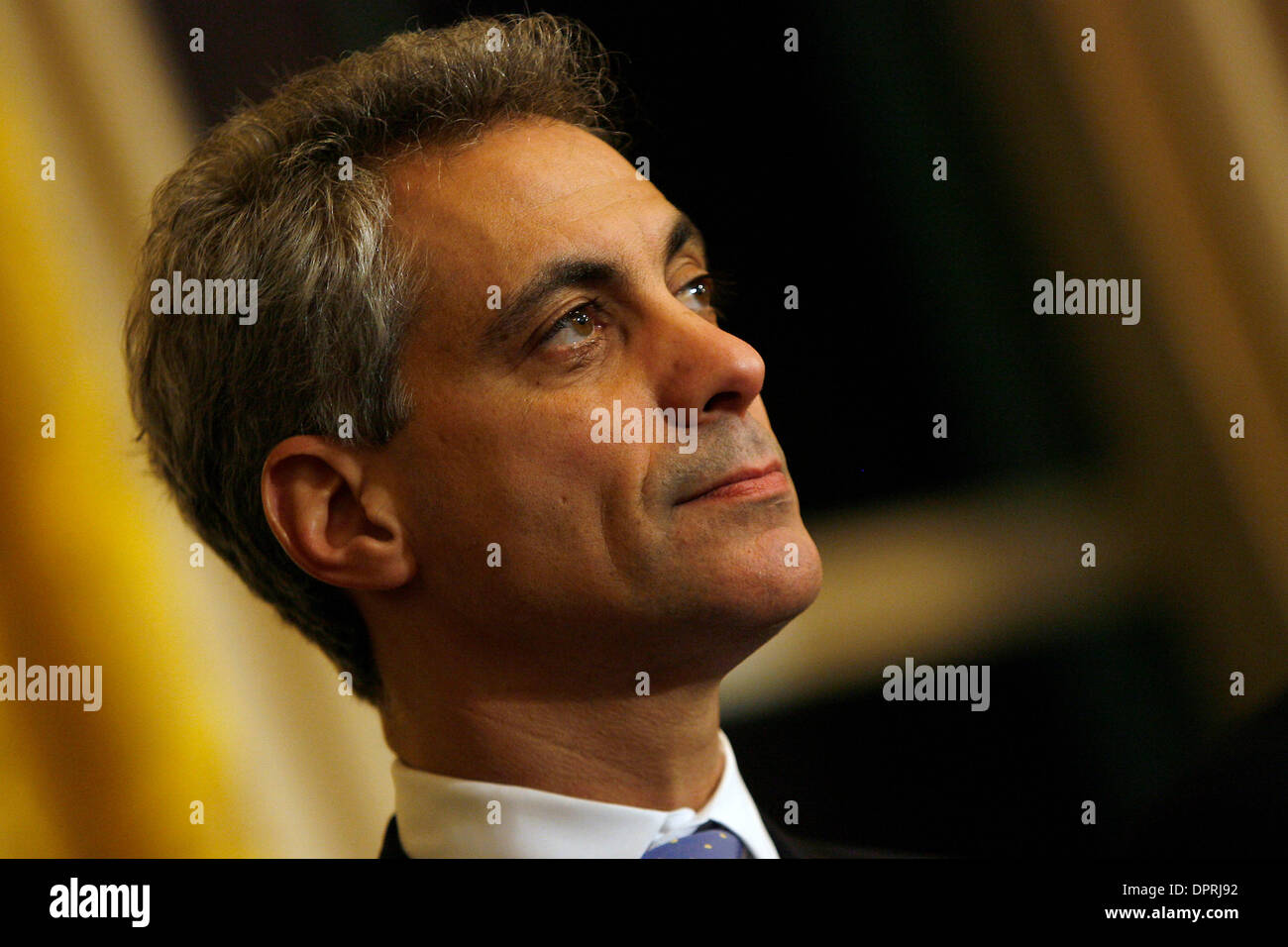 Rahm emanuel and press conference hi-res stock photography and images ...