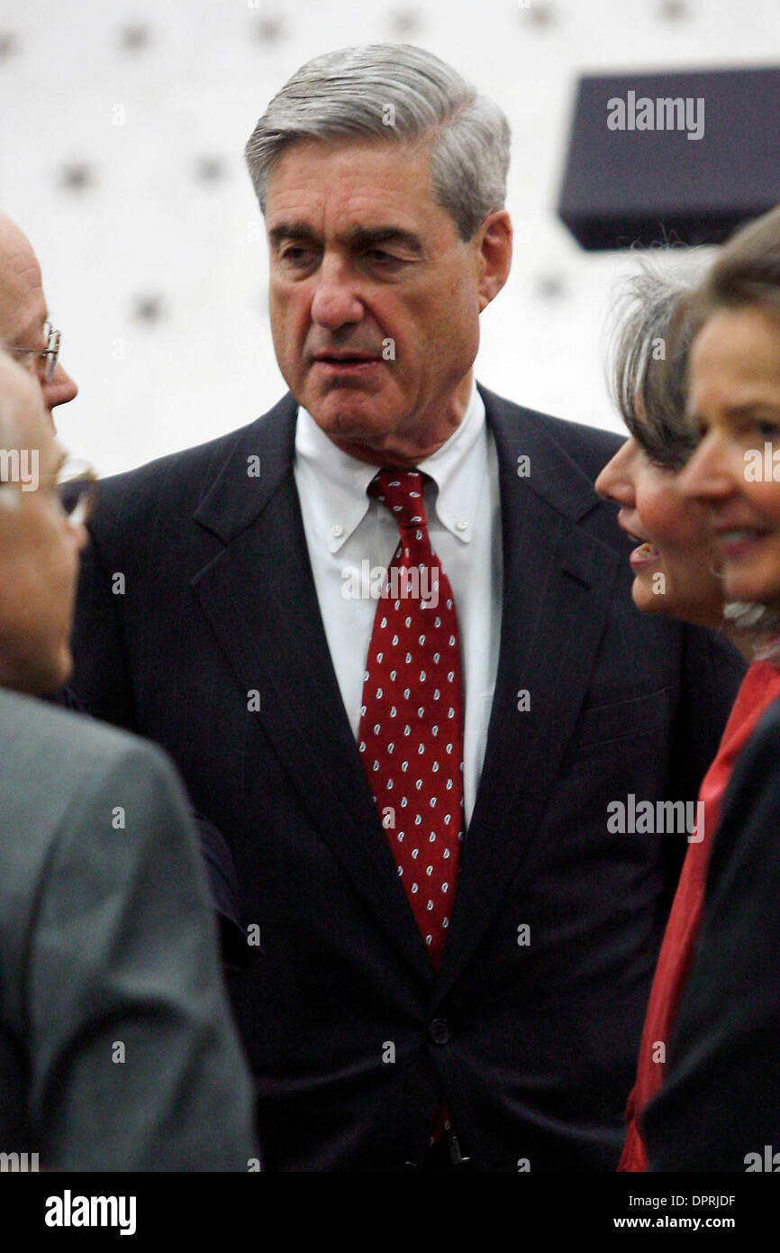 Robert mueller fbi hi-res stock photography and images - Alamy