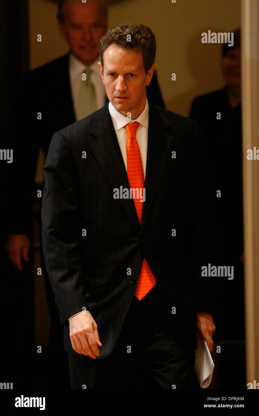 Us treasury secretary timothy geithner hi-res stock photography and ...