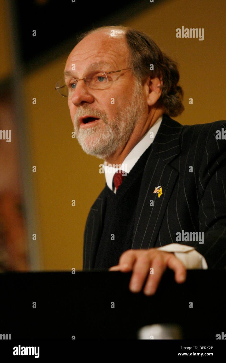 Governor jon corzine hi-res stock photography and images - Alamy
