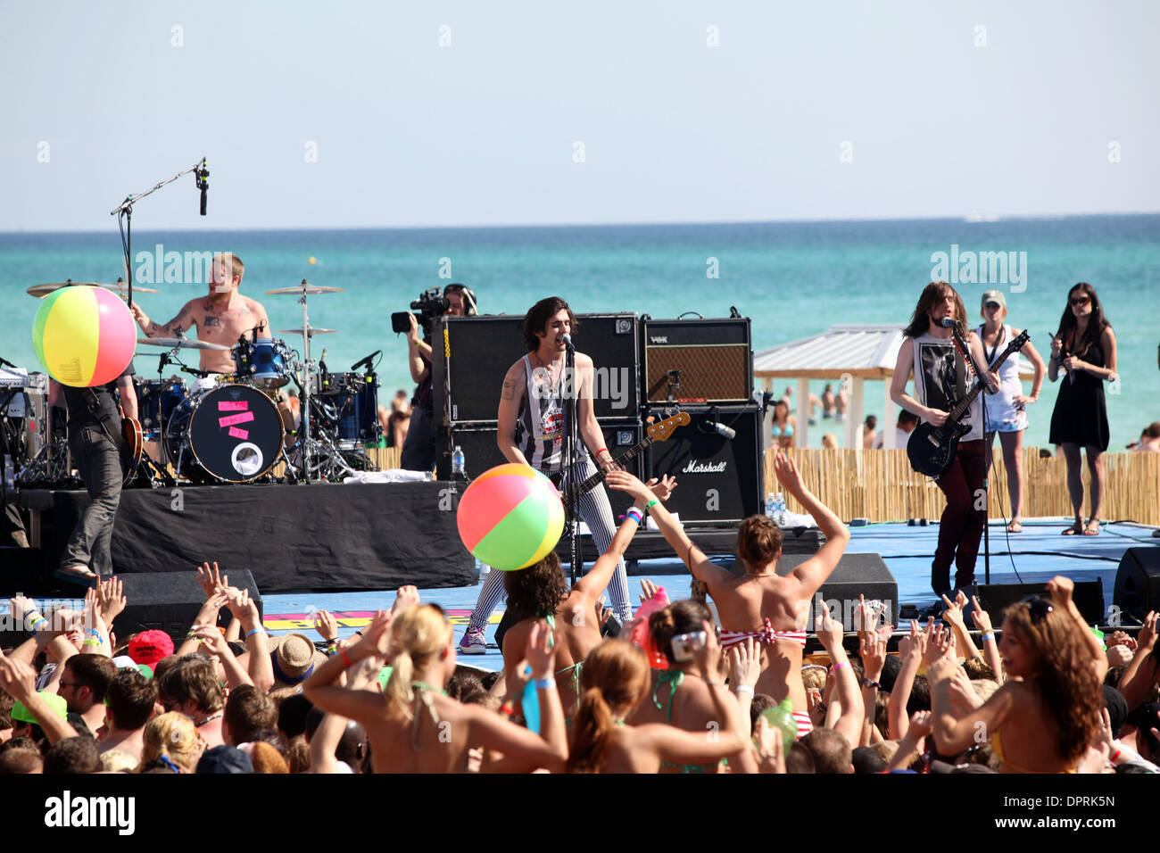 Chris gaylor of the all american rejects hi-res stock photography and ...