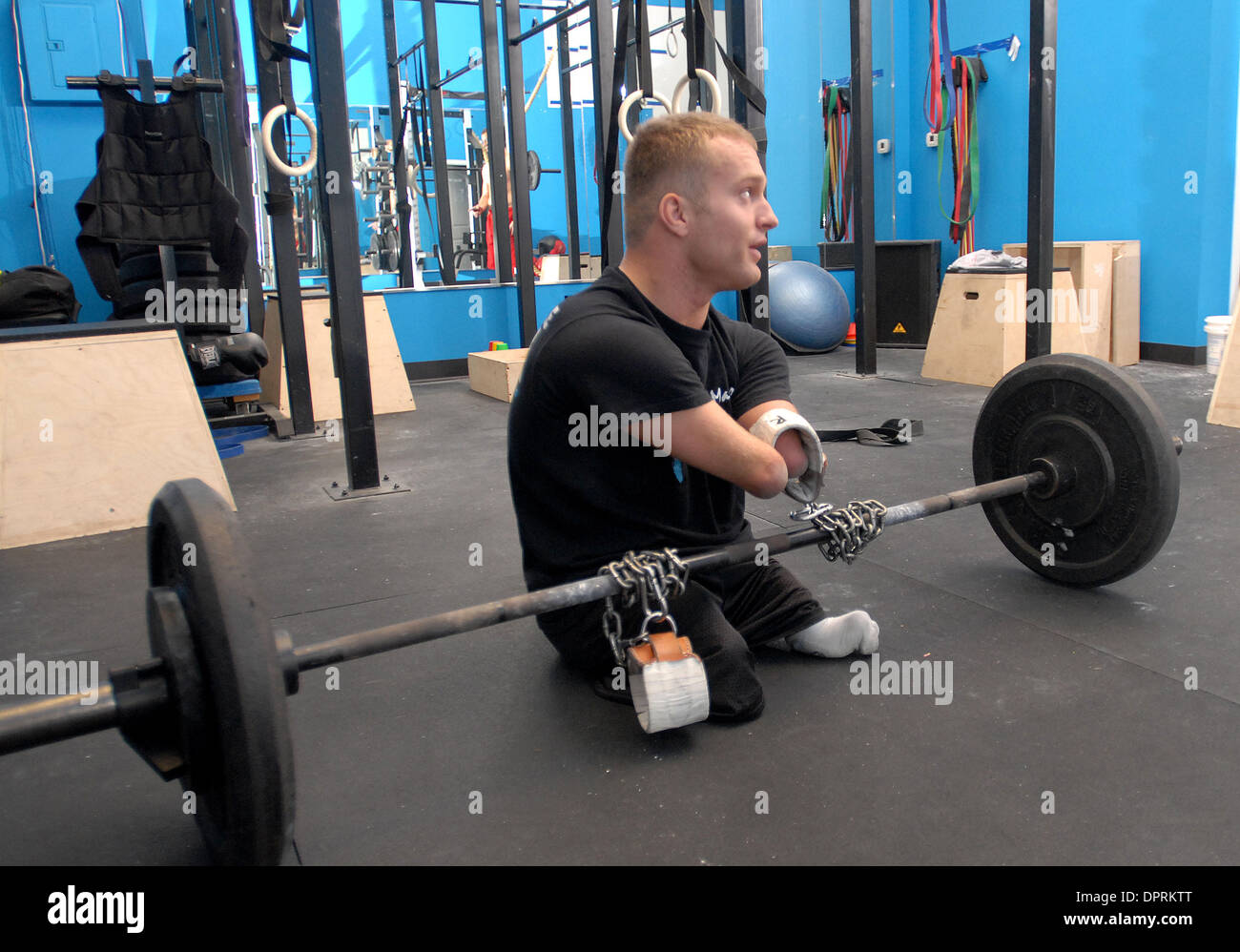 Kyle maynard hi-res stock photography and images - Alamy