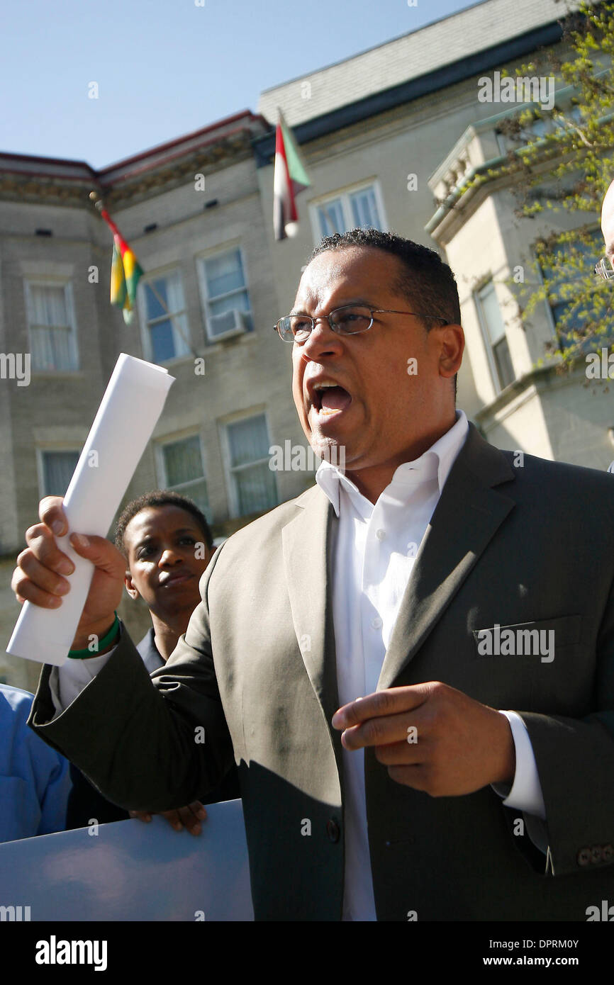 Apr 27, 2009 - Washington, DC, USA - Congressman KEITH ELLISON (D-MN ...