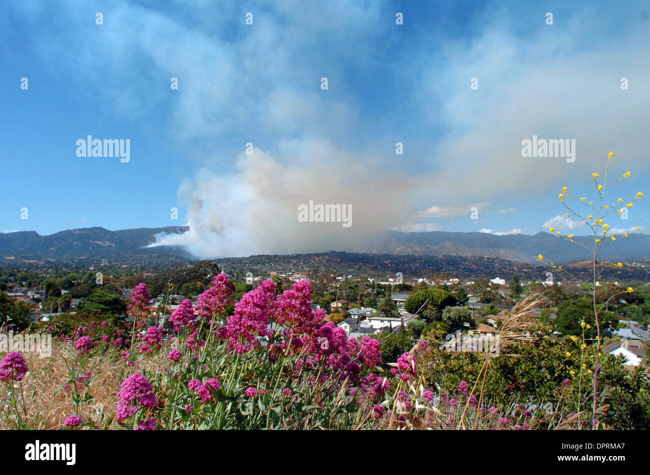 May 05, 2009 - Santa Barbara, California, USA - Jesusita Fire seen from ...