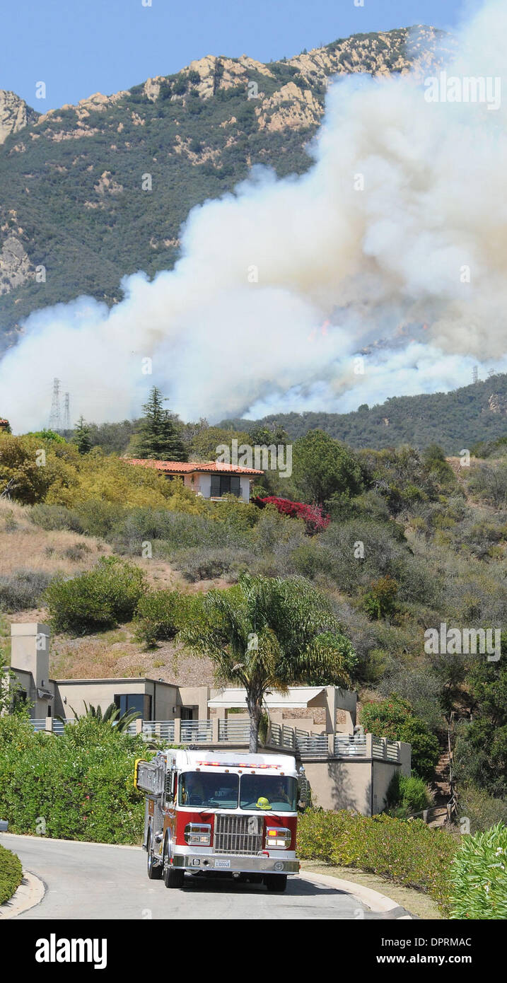 Jesusita fire hi-res stock photography and images - Alamy