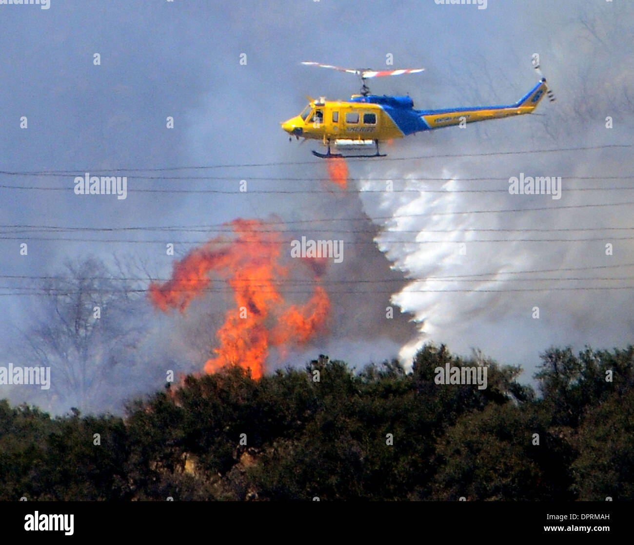 Jesusita fire hi-res stock photography and images - Alamy