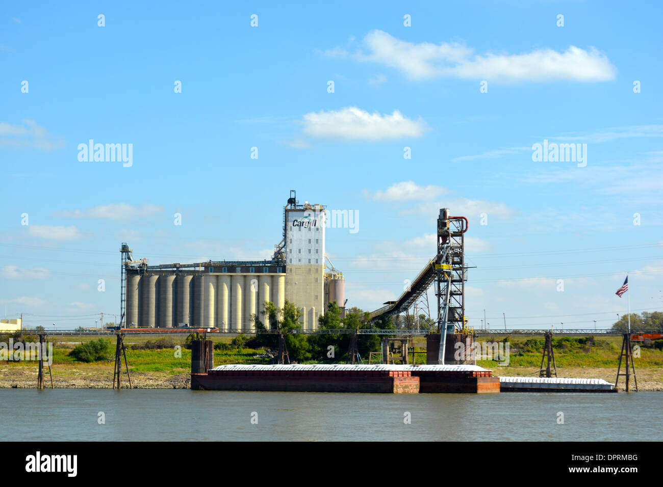 River tour down the Mississippi River in St. Louis Missouri Stock Photo ...