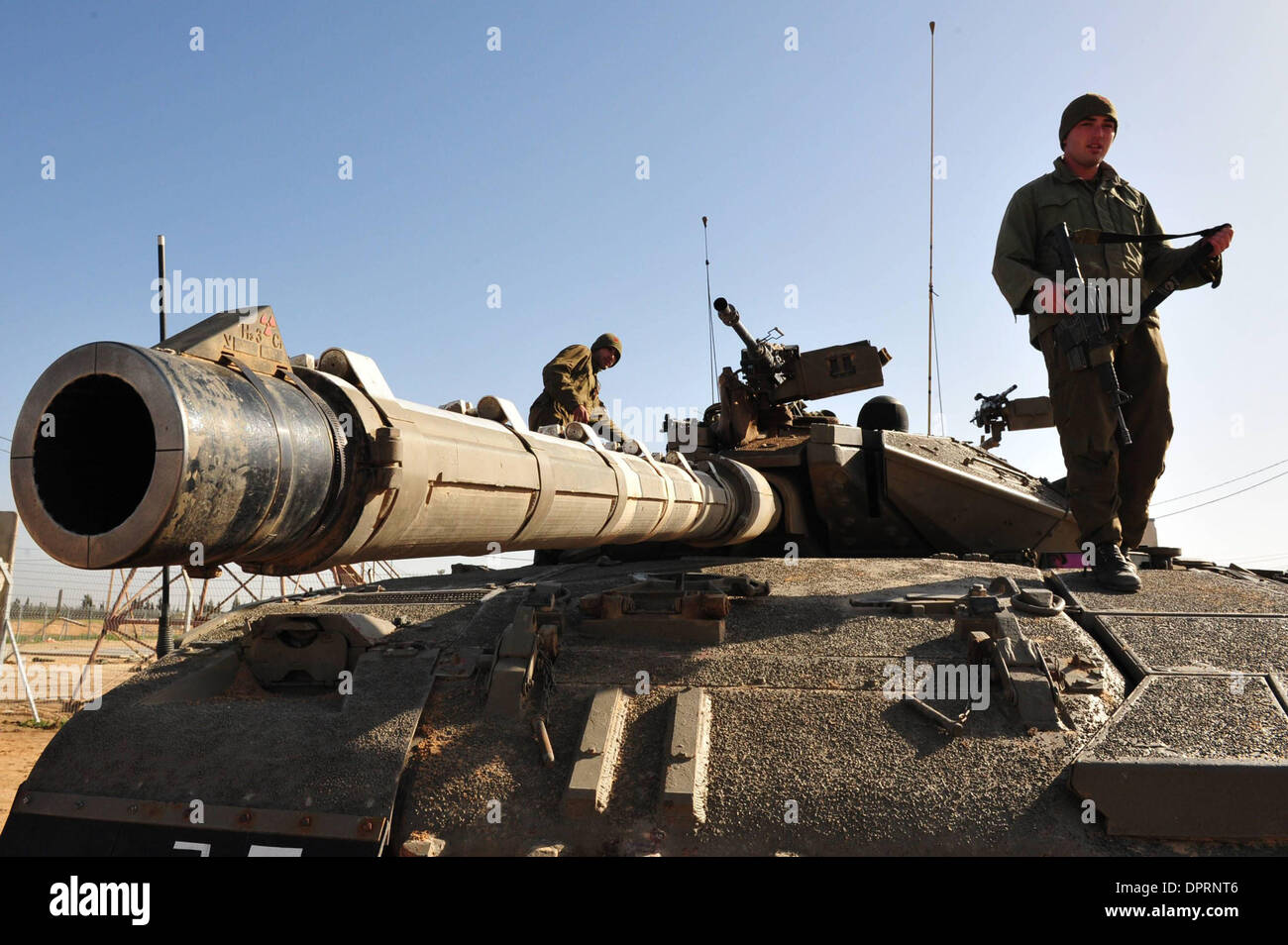 Hamas targets hi-res stock photography and images - Alamy