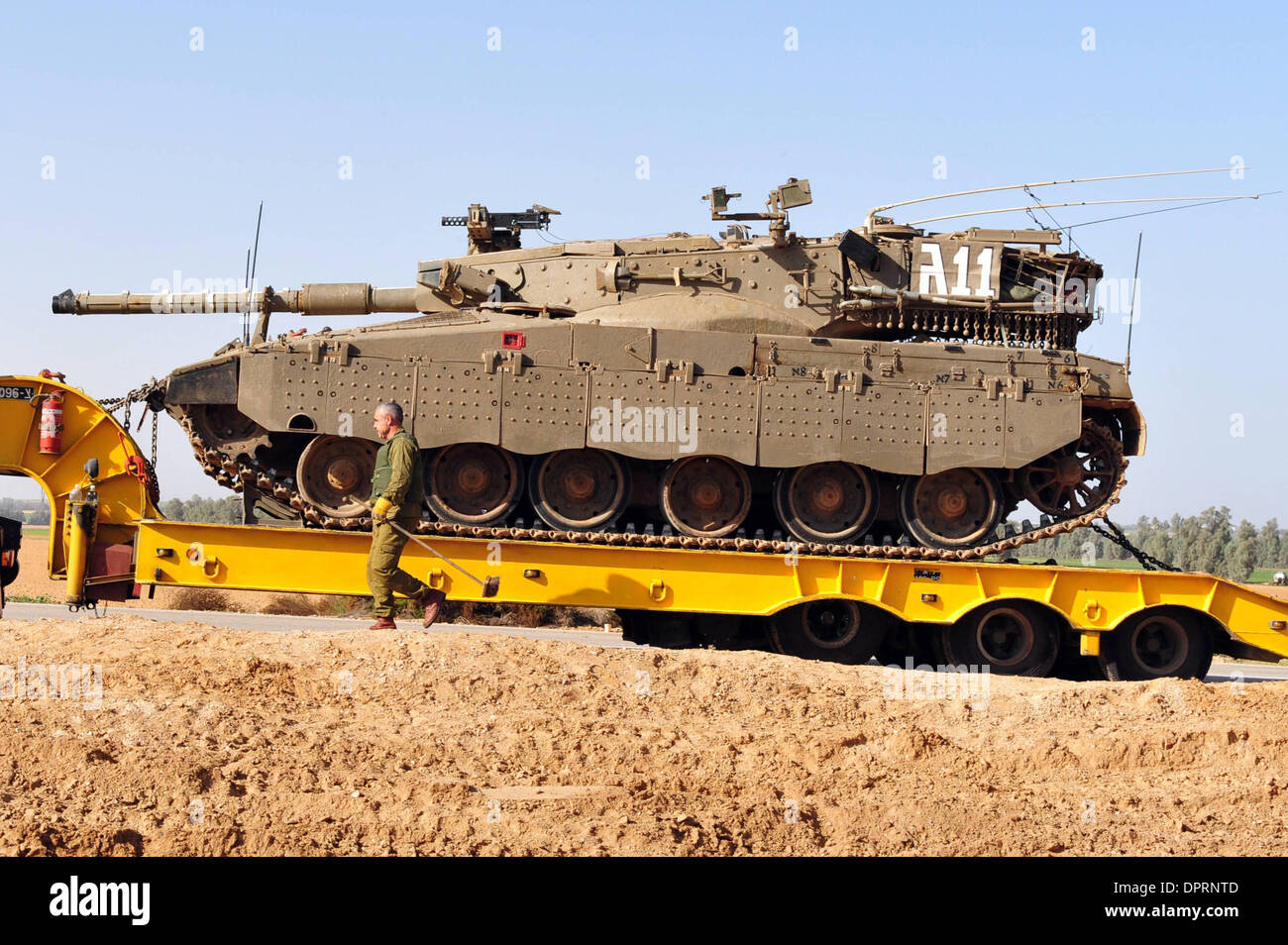 Hamas targets hi-res stock photography and images - Alamy