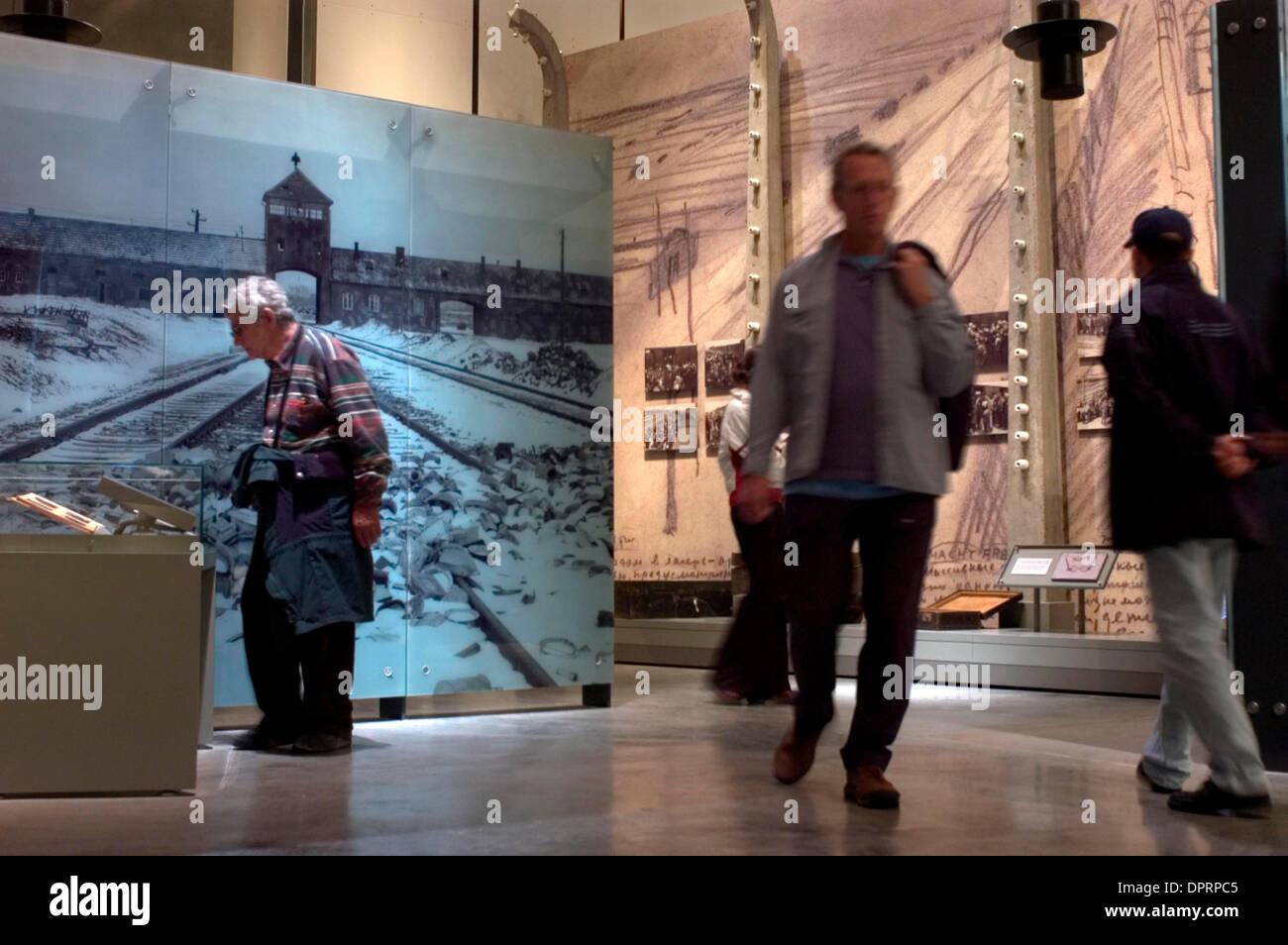 Dec 31, 2008 - Jerusalem, Israel - Yad Vashem Holocaust Memorial Museum ...