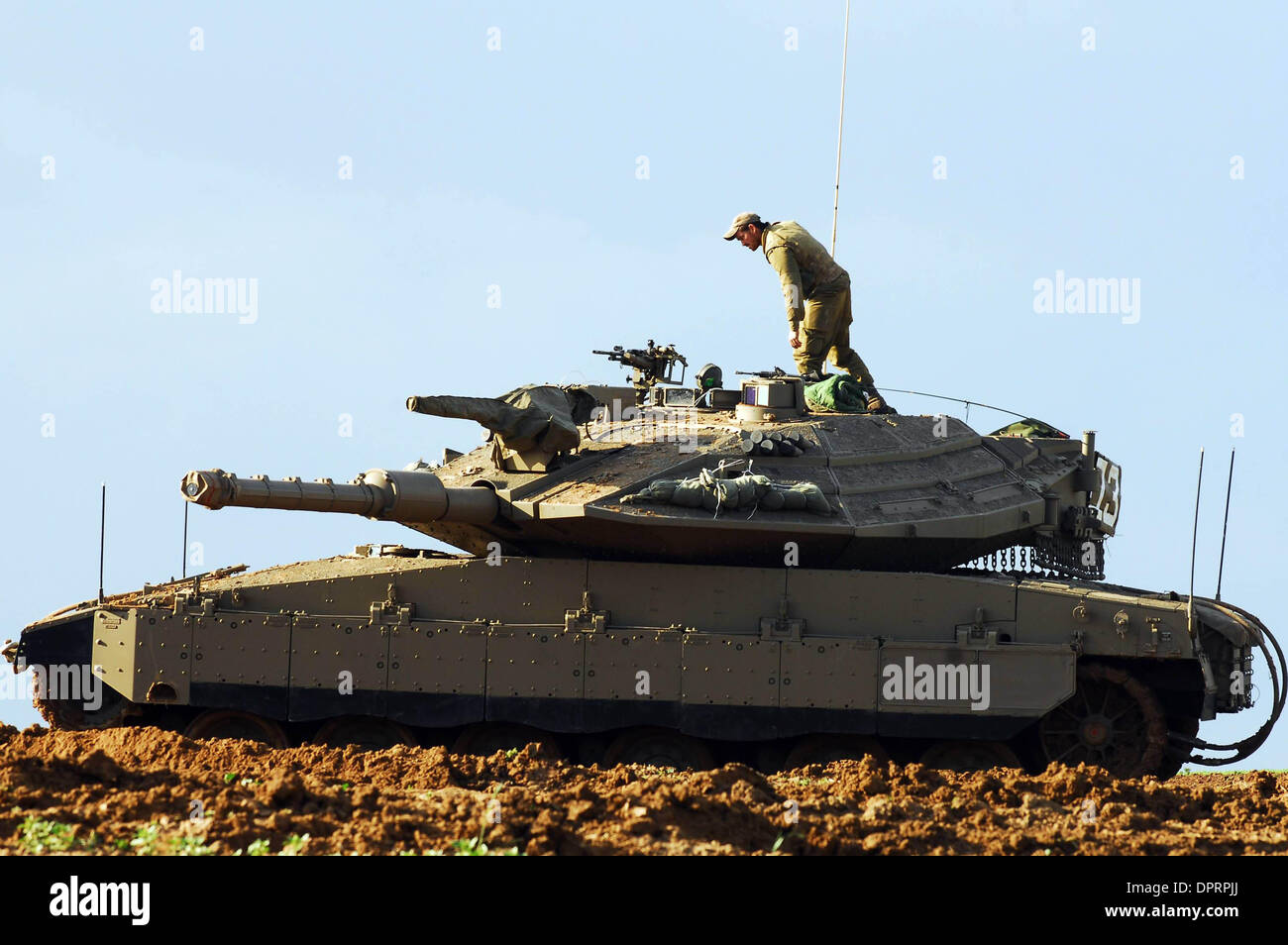 Dec 31, 2008 - Kibbutz Nir Am, Israel - Israel Defense Forces (IDF) are ...