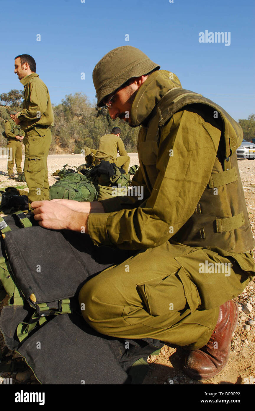 Idf reserves hi-res stock photography and images - Alamy