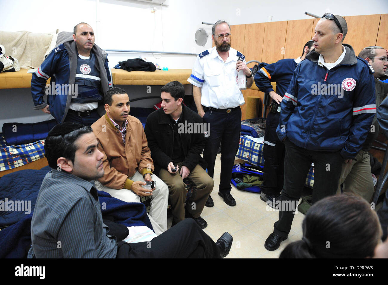 Israeli red cross hi-res stock photography and images - Alamy