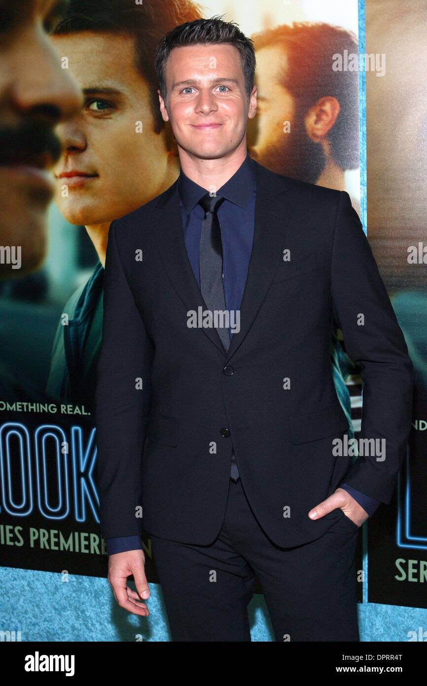 Los Angeles, California, USA. 15th Jan, 2014. Jonathan Groff arriving ...