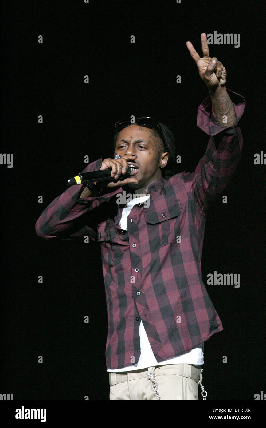 Wayne gibson hi-res stock photography and images - Alamy