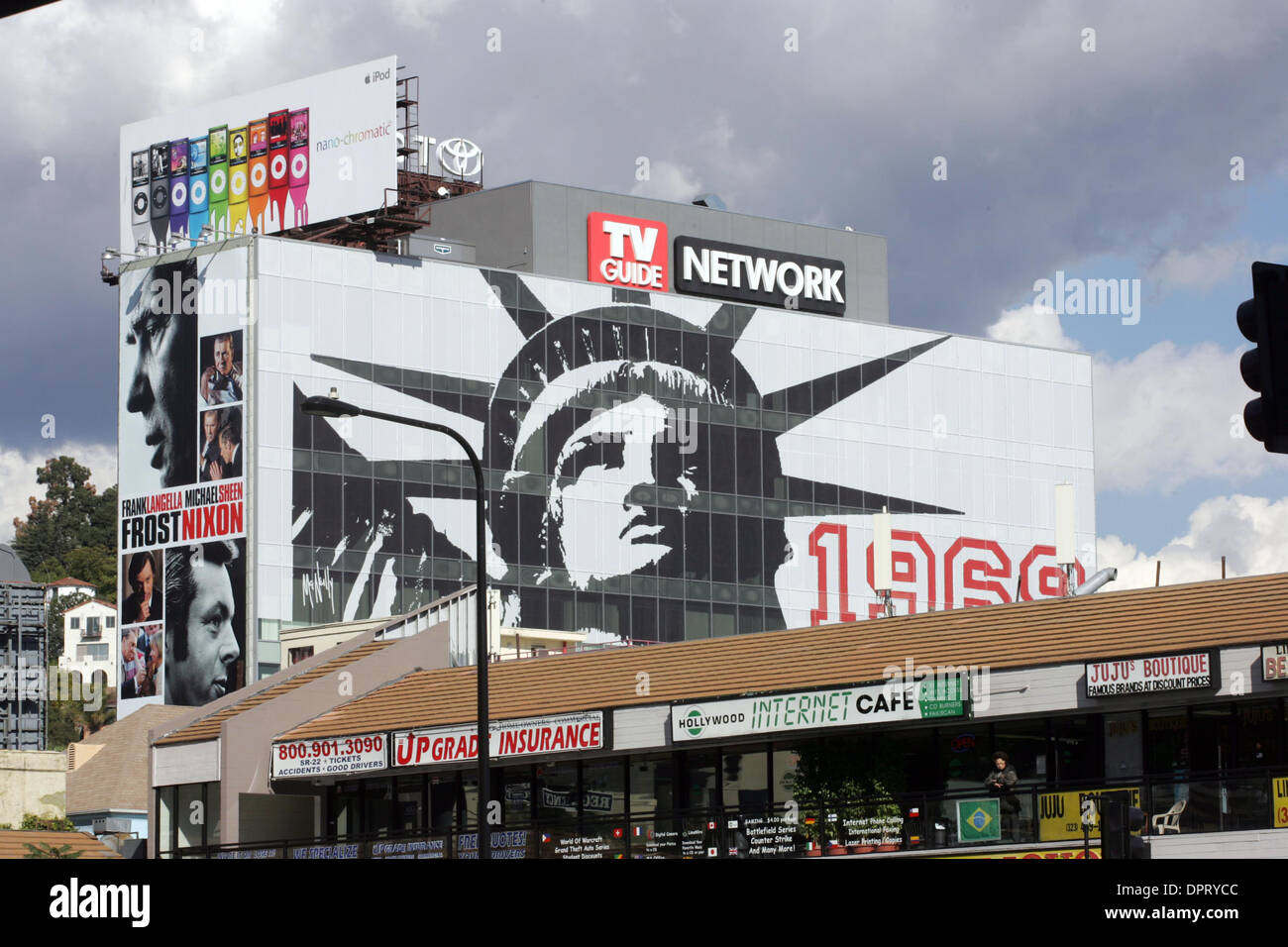 Supergraphics hi-res stock photography and images - Alamy