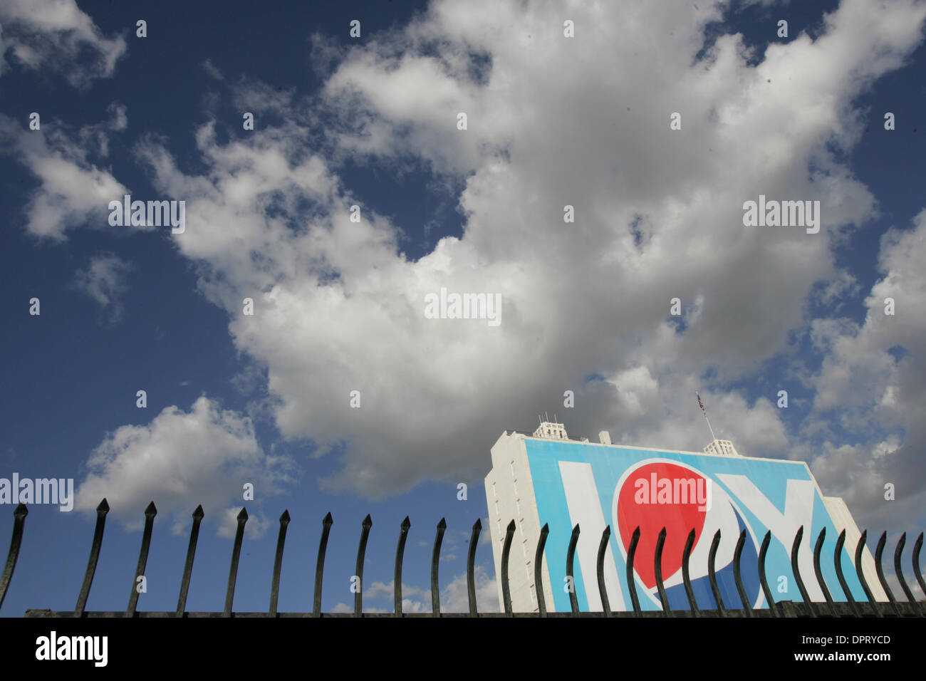 Supergraphics hi-res stock photography and images - Alamy