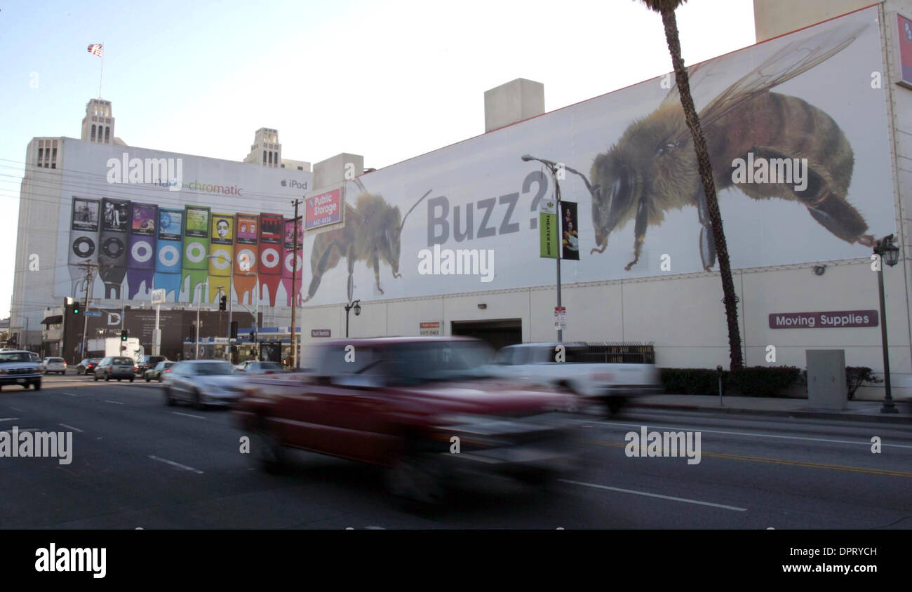 Supergraphic hi-res stock photography and images - Alamy