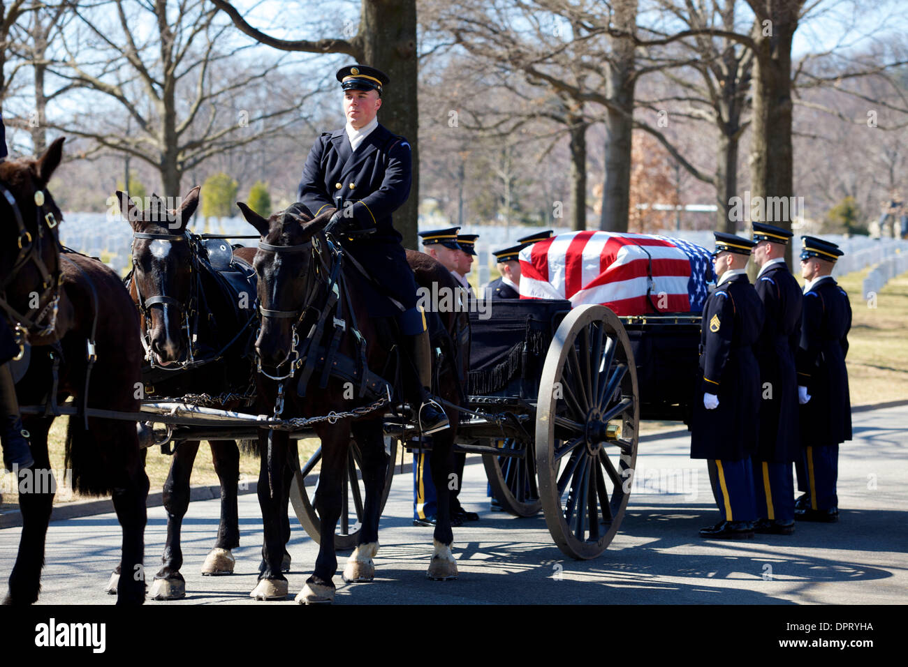Casket team hi-res stock photography and images - Alamy