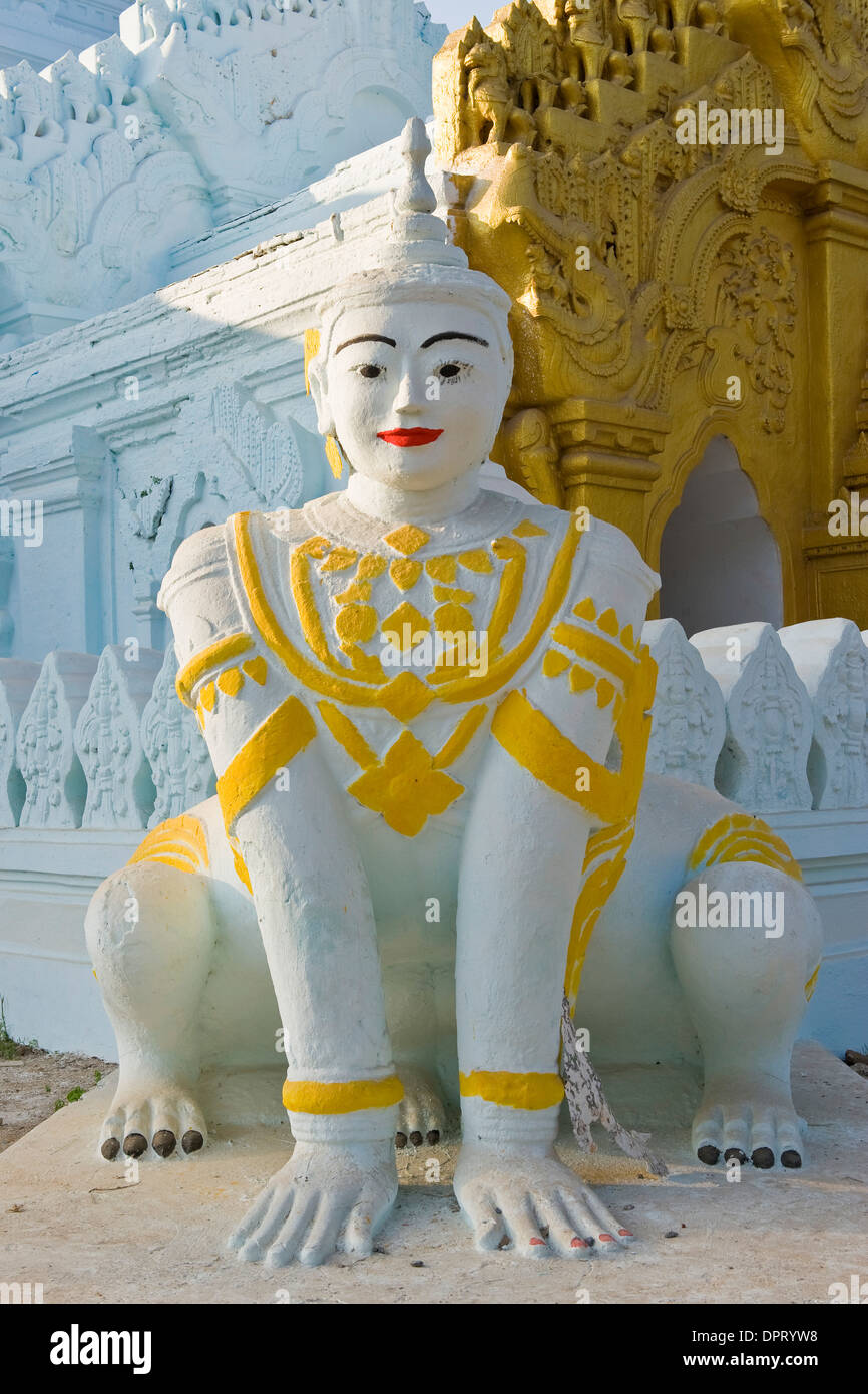 Myanmar, Amarapura, local paya Stock Photo - Alamy