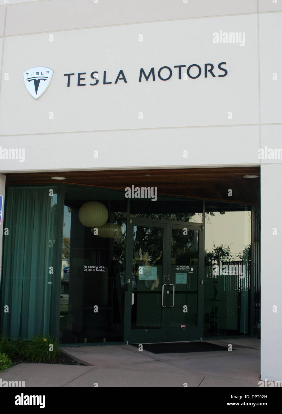 Tesla motors headquarters hi-res stock photography and images - Alamy