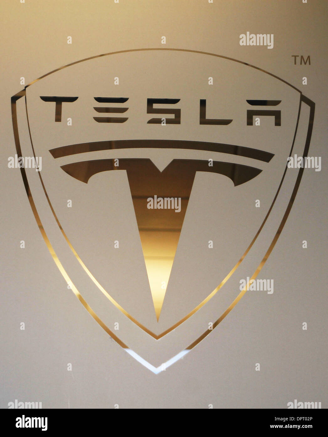 Tesla logos hi-res stock photography and images - Alamy