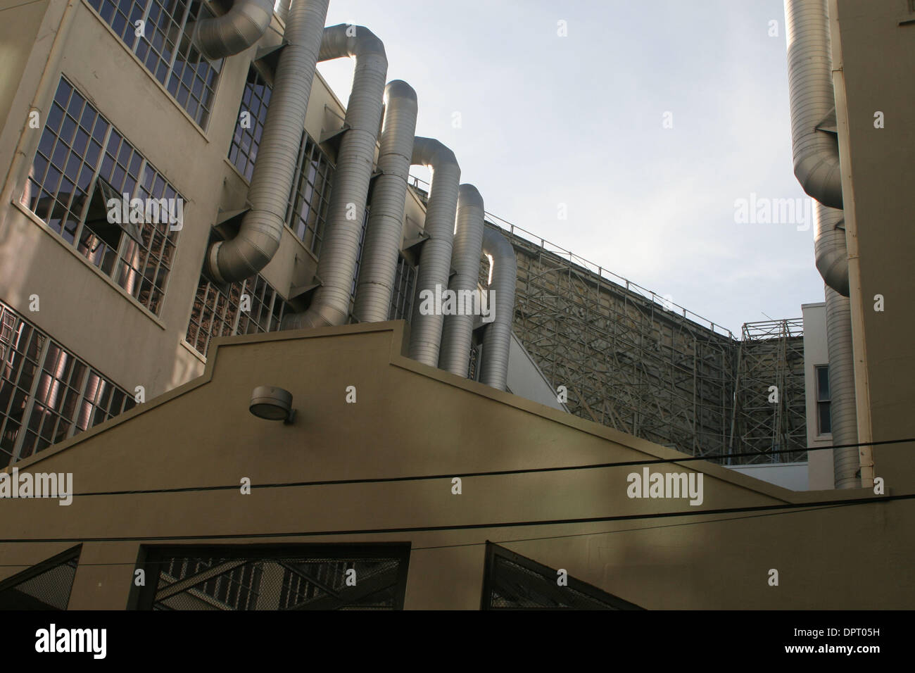 San Francisco Twitter Building High Resolution Stock Photography and ...